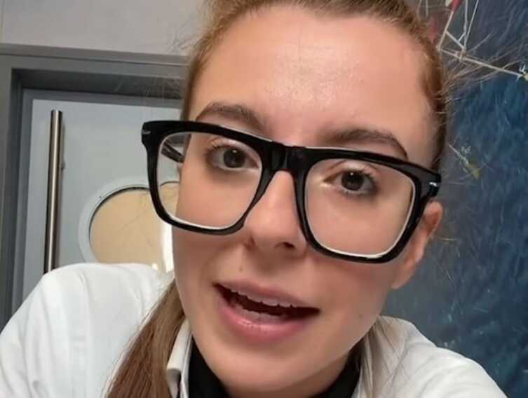 Su TikTok le richieste più strane dei clienti: Rossana Lapenna diventa ...